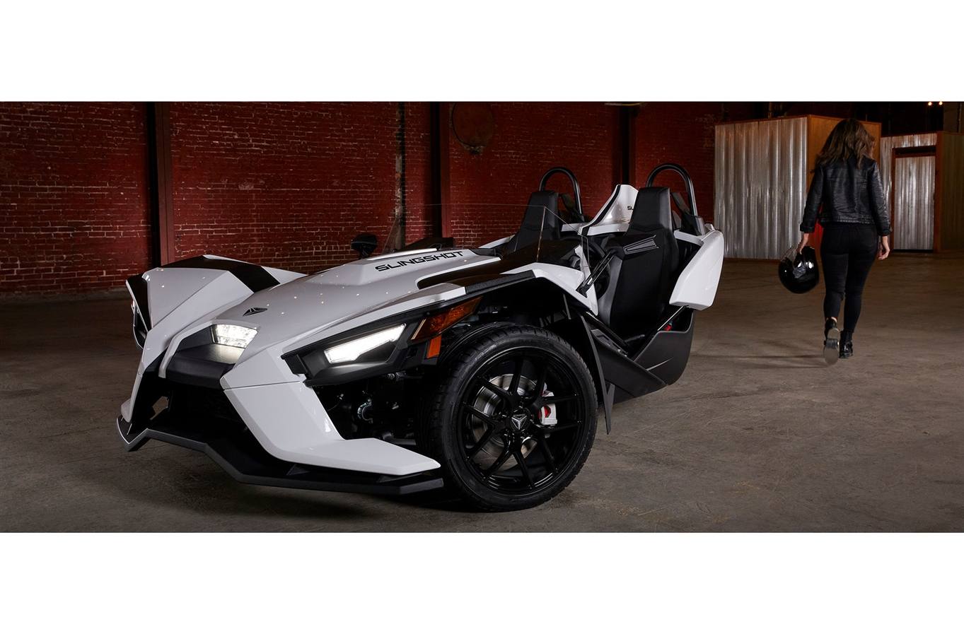 2021 Slingshot Slingshot S with Technology Package I - White Lightning ...