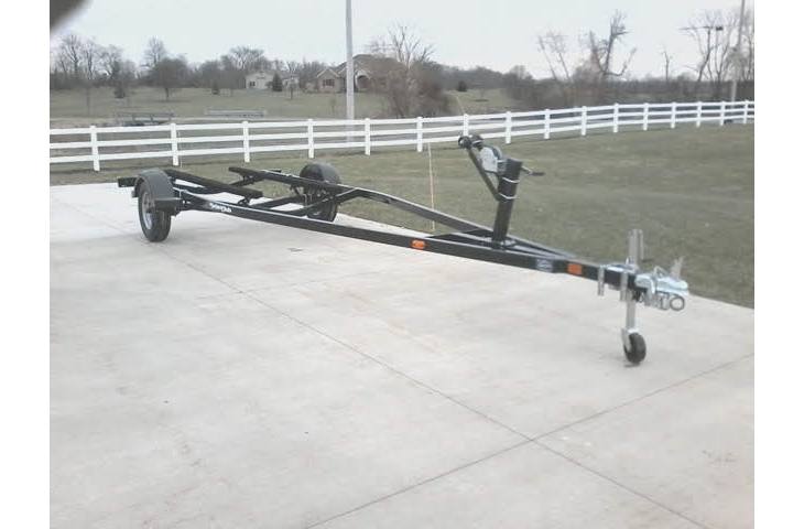 New Boat Trailers from Thor and Yacht Club Boat Dock Marine Lexington ...