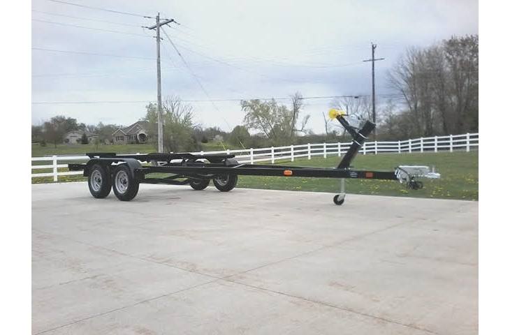 New Boat Trailers from Thor and Yacht Club Boat Dock Marine Lexington ...