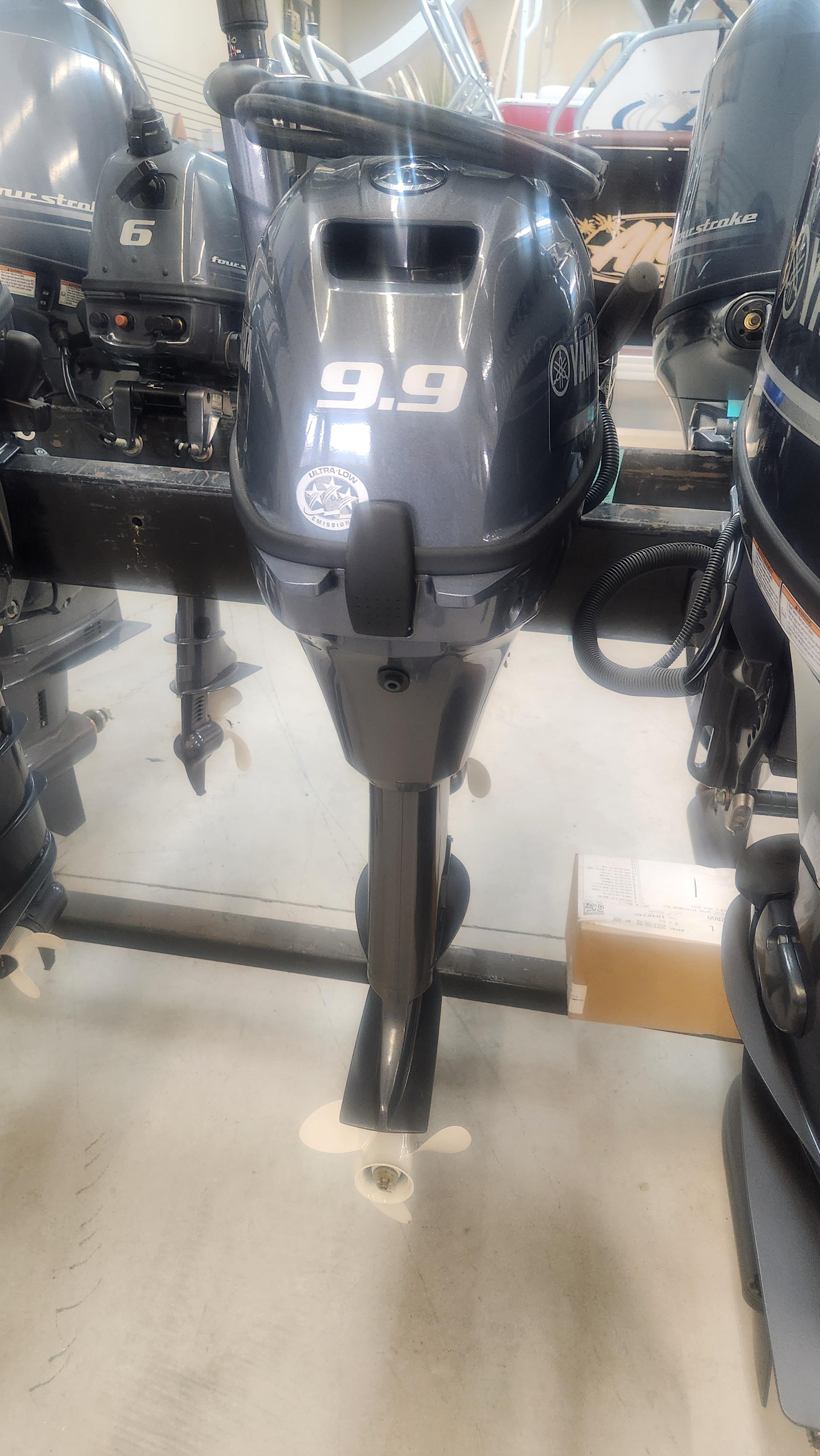Outboard Motors from Excel, Four Winns, Smoker Craft and Yamaha Action ...