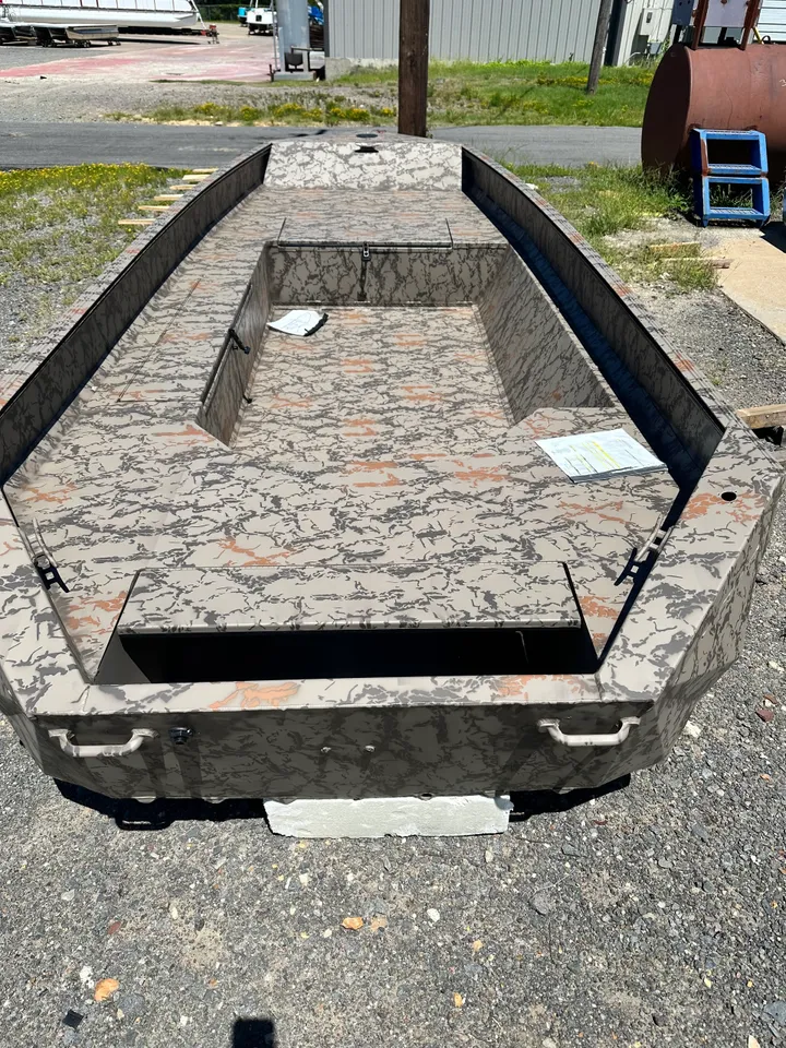 Duck Boats Clay Powersports Celina, TN (931) 243-4555