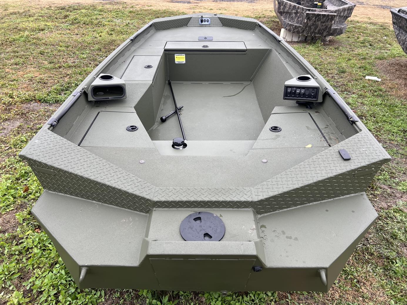 New Inventory from Alweld SouthSide Outdoors Turbeville, SC (843) 659-2628