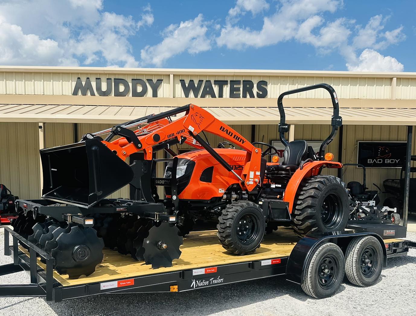 Agricultural Tractors, Tractor Package Deals and Tractors Muddy Waters ...