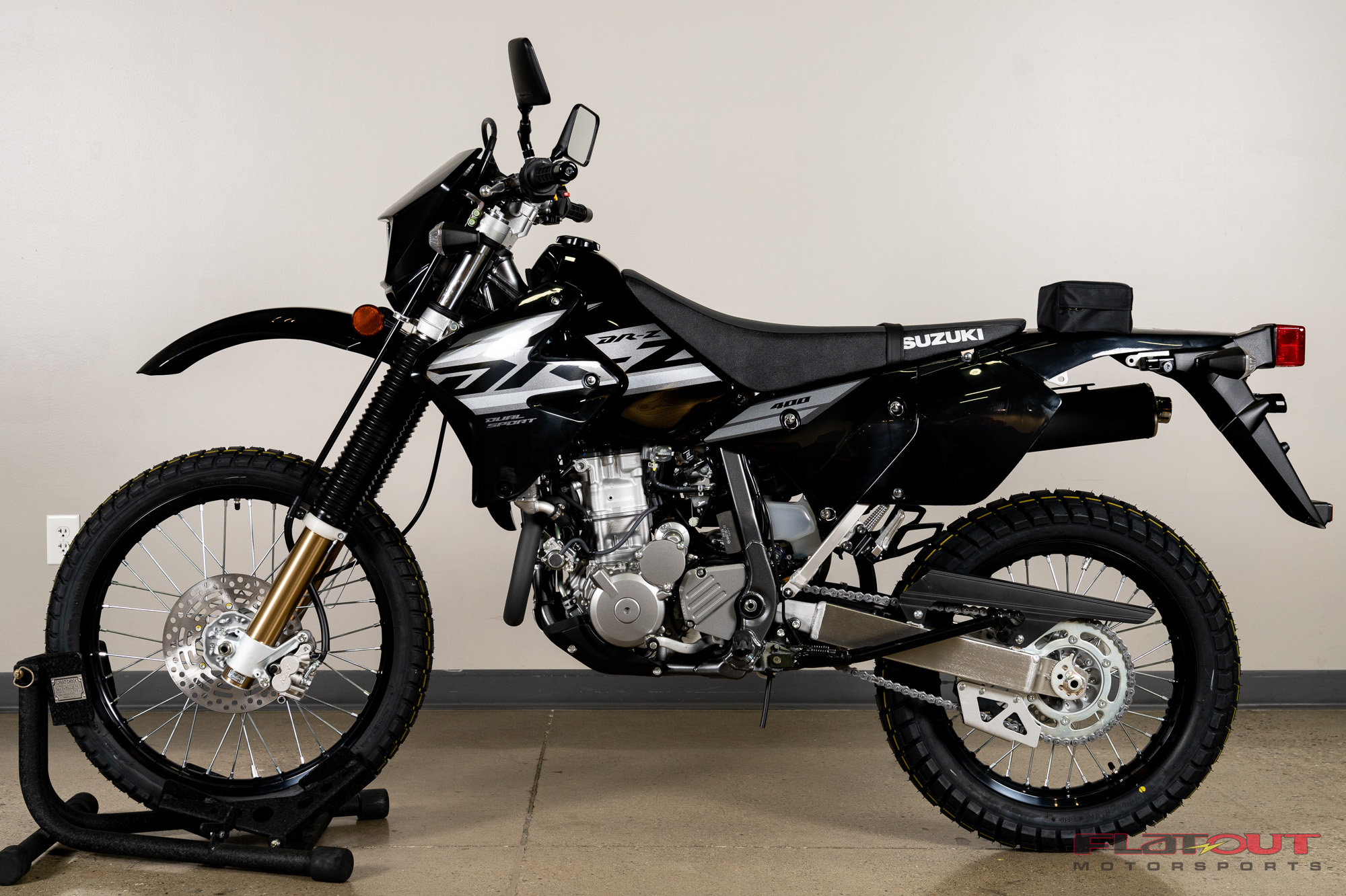 Street Bikes Flat Out Motorsports Indianapolis, IN (317) 890-9110