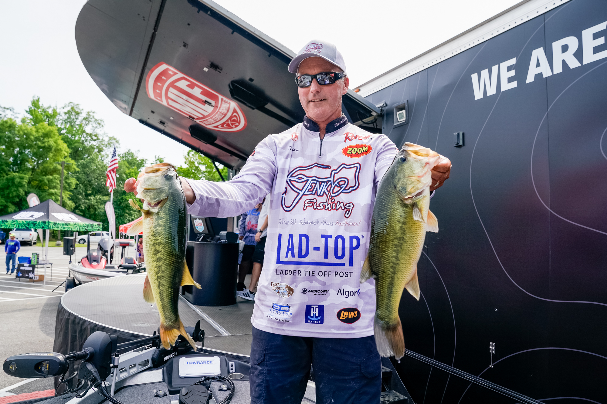 Pro Staff Jet-A-Marina Calvert City, KY (270) 395-4030