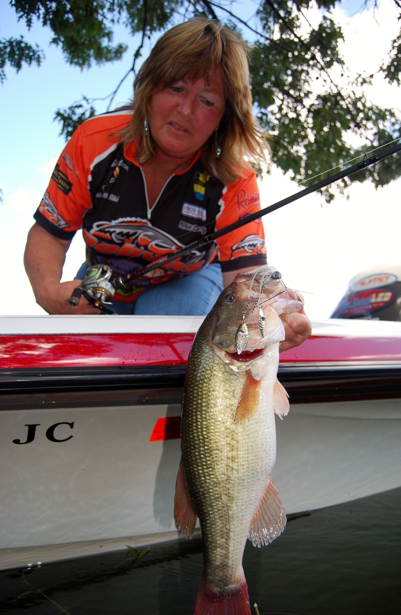 Pro Staff Jet-A-Marina Calvert City, KY (270) 395-4030