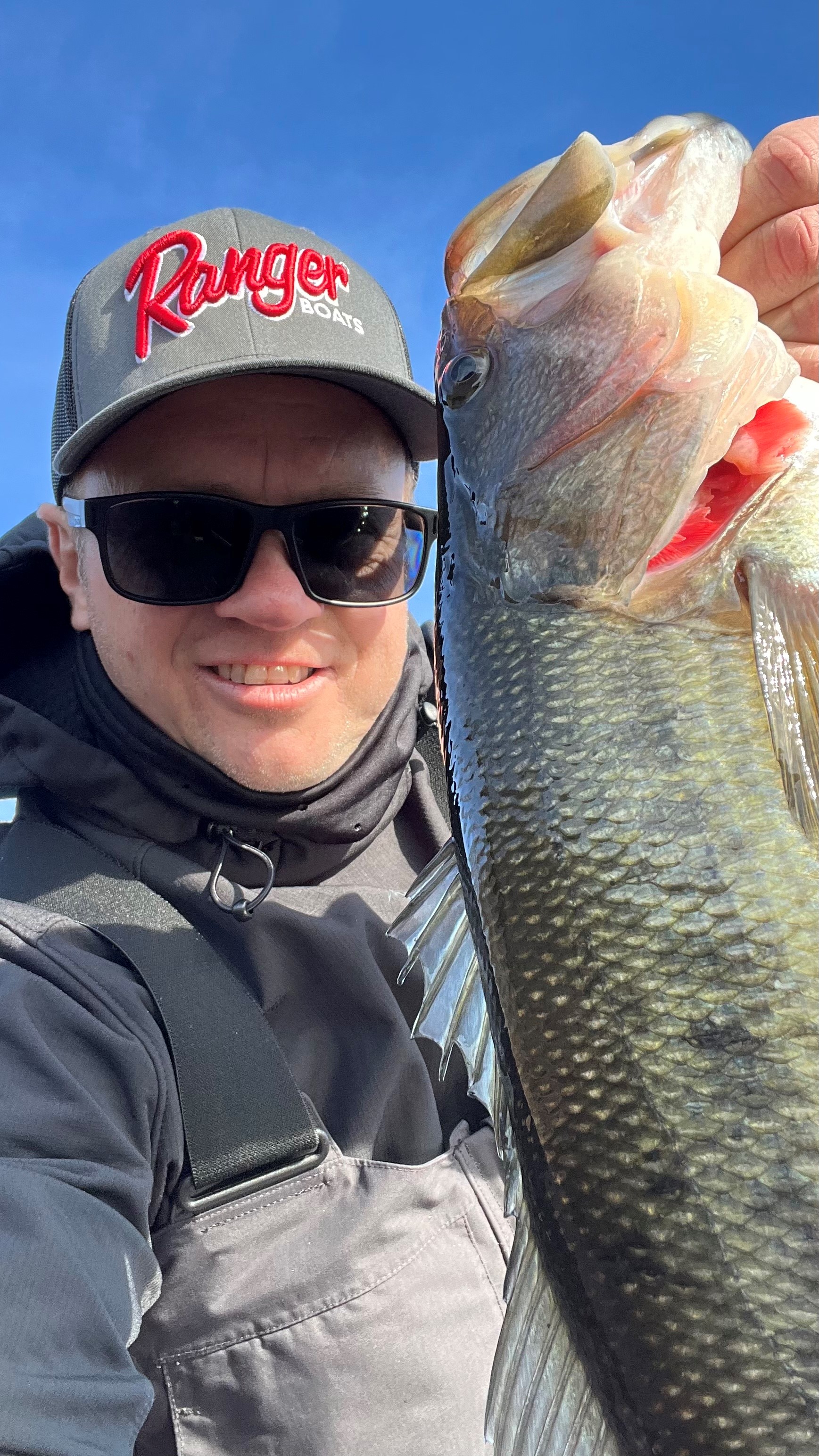 Pro Staff Jet-A-Marina Calvert City, KY (270) 395-4030