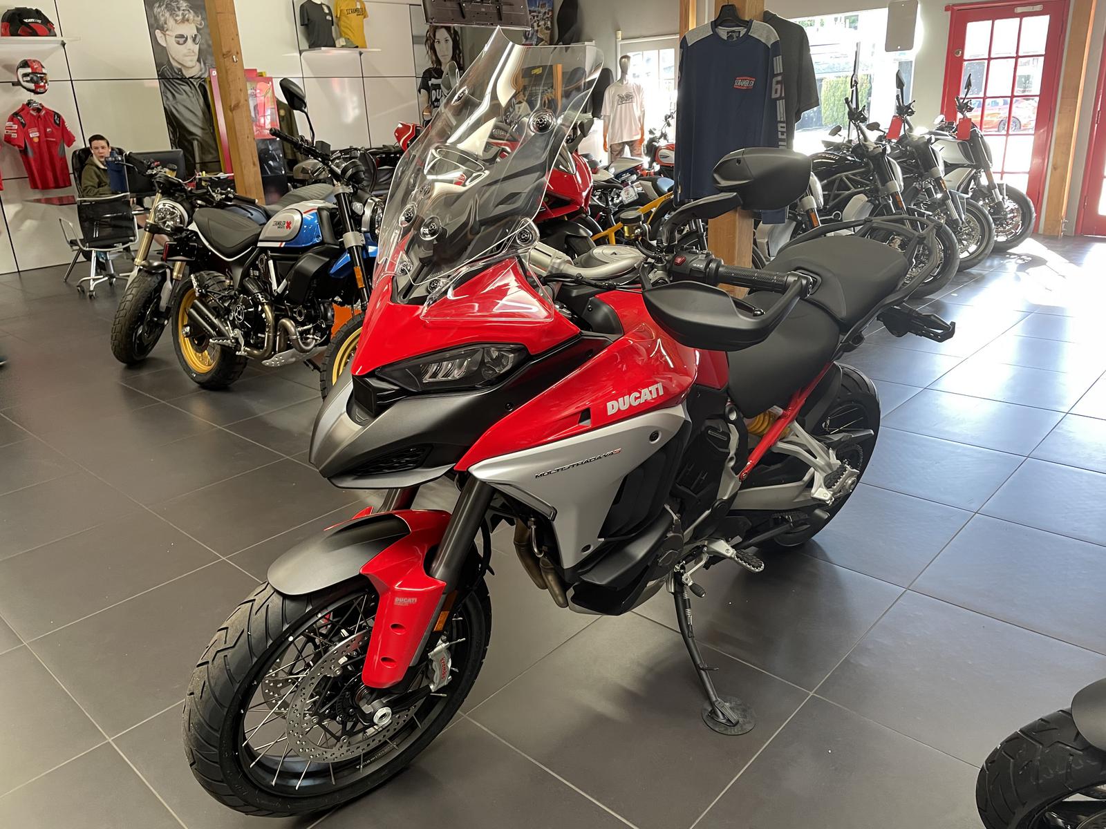 2021 Ducati Multistrada V4S - Ducati Red / Spoked Wheels for sale in ...
