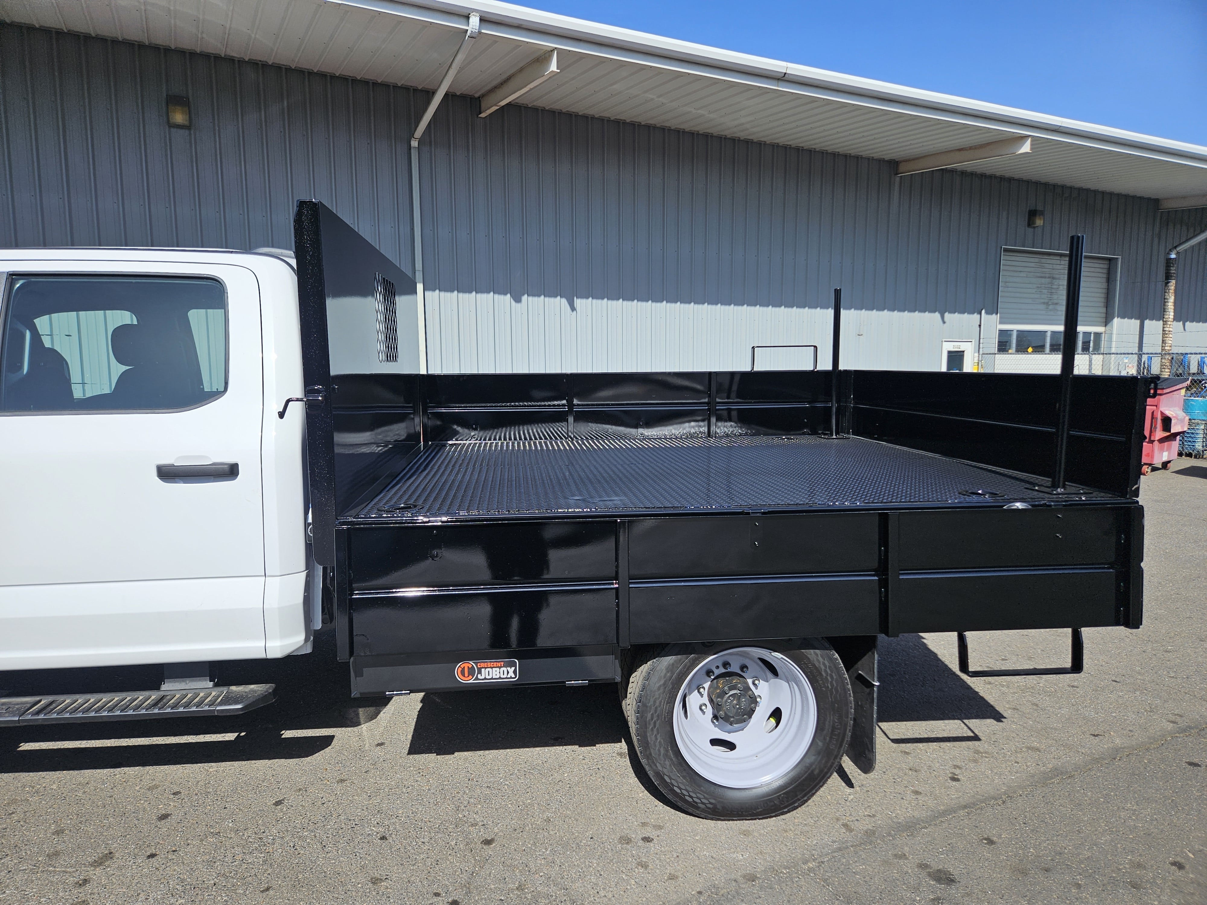 Flatbed Sales & Installation Two Dogs Fabricating LLC Medford, OR (541 ...