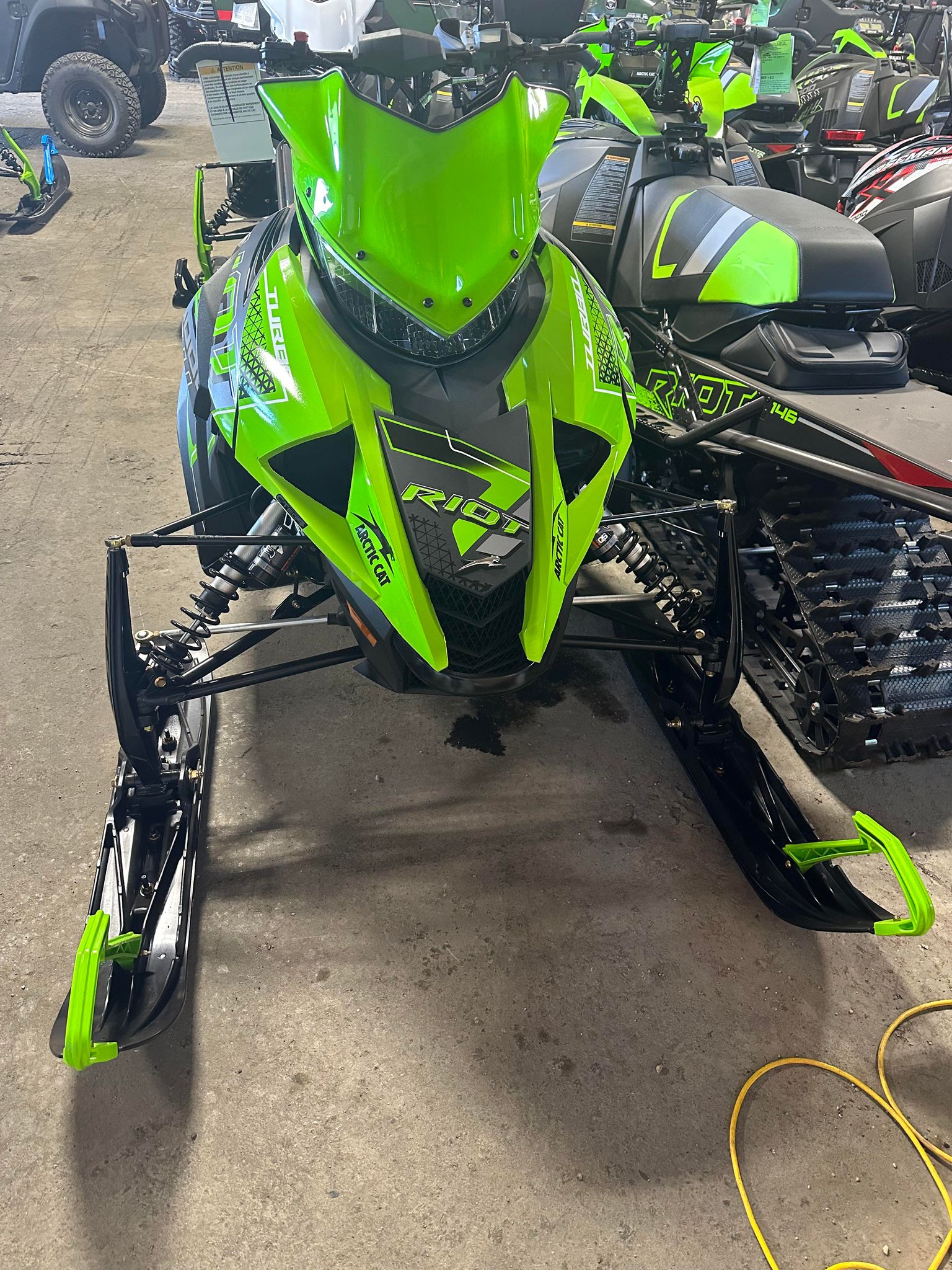 Snowmobile Universe Satellite ROCANVILLE, SK (306) 645-2669