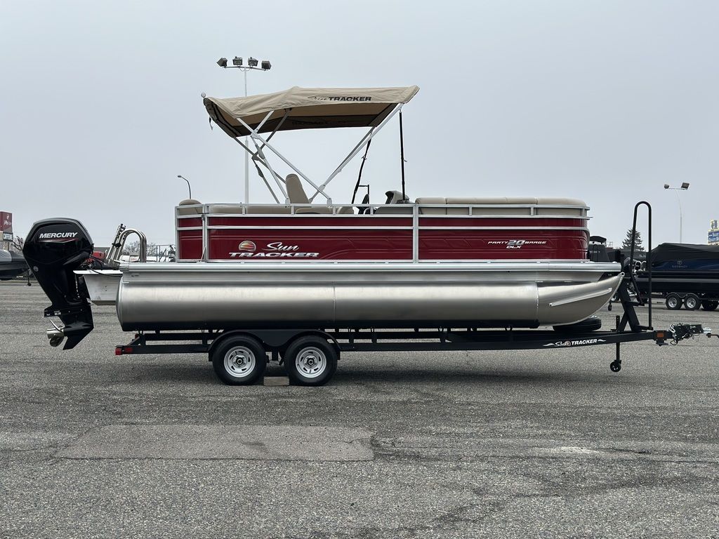 Used Pontoons Tri-Cities Watersports Kennewick, WA (509) 586-8213