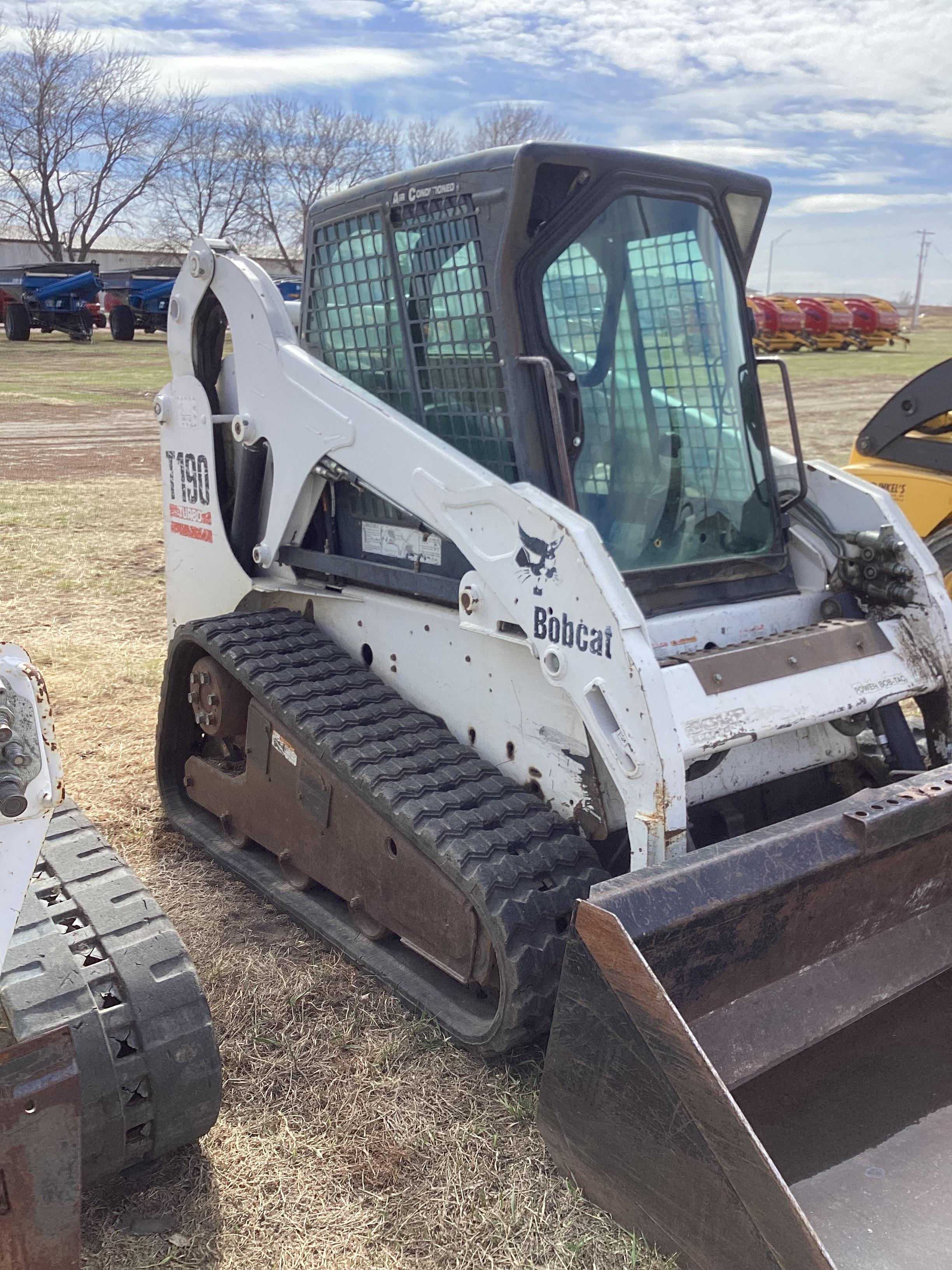 Used Combines, Skid Steer Loaders and Tractors Norfolk, NE Norfolk, NE ...