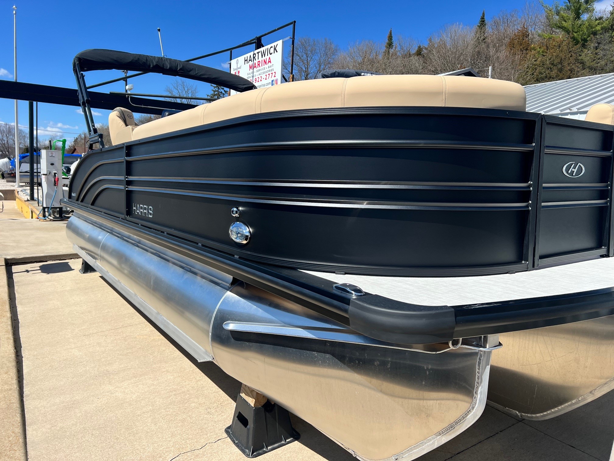 New Pontoons Hartwick Marina Delhi, IA (563) 922-2772