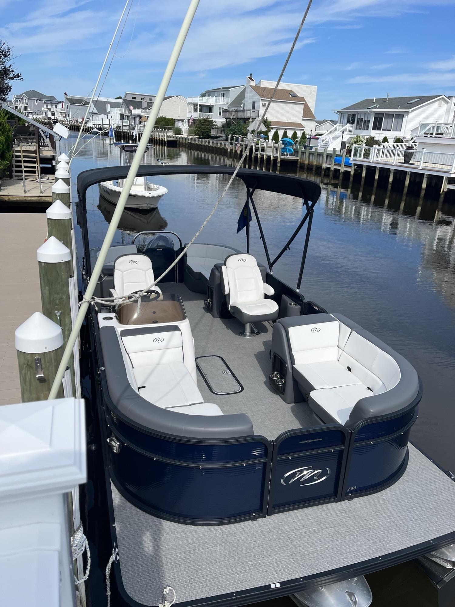Used Pontoons Causeway Marine