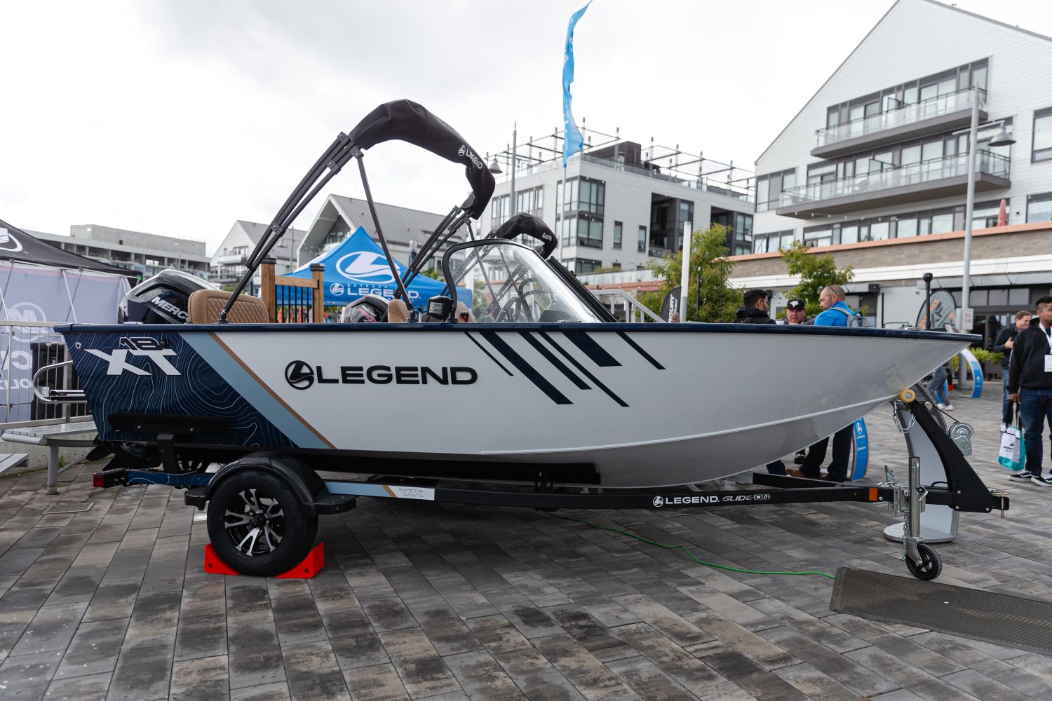 Trolling Motors, Deck Boats and Boats Harris Boat Works Gores Landing ...