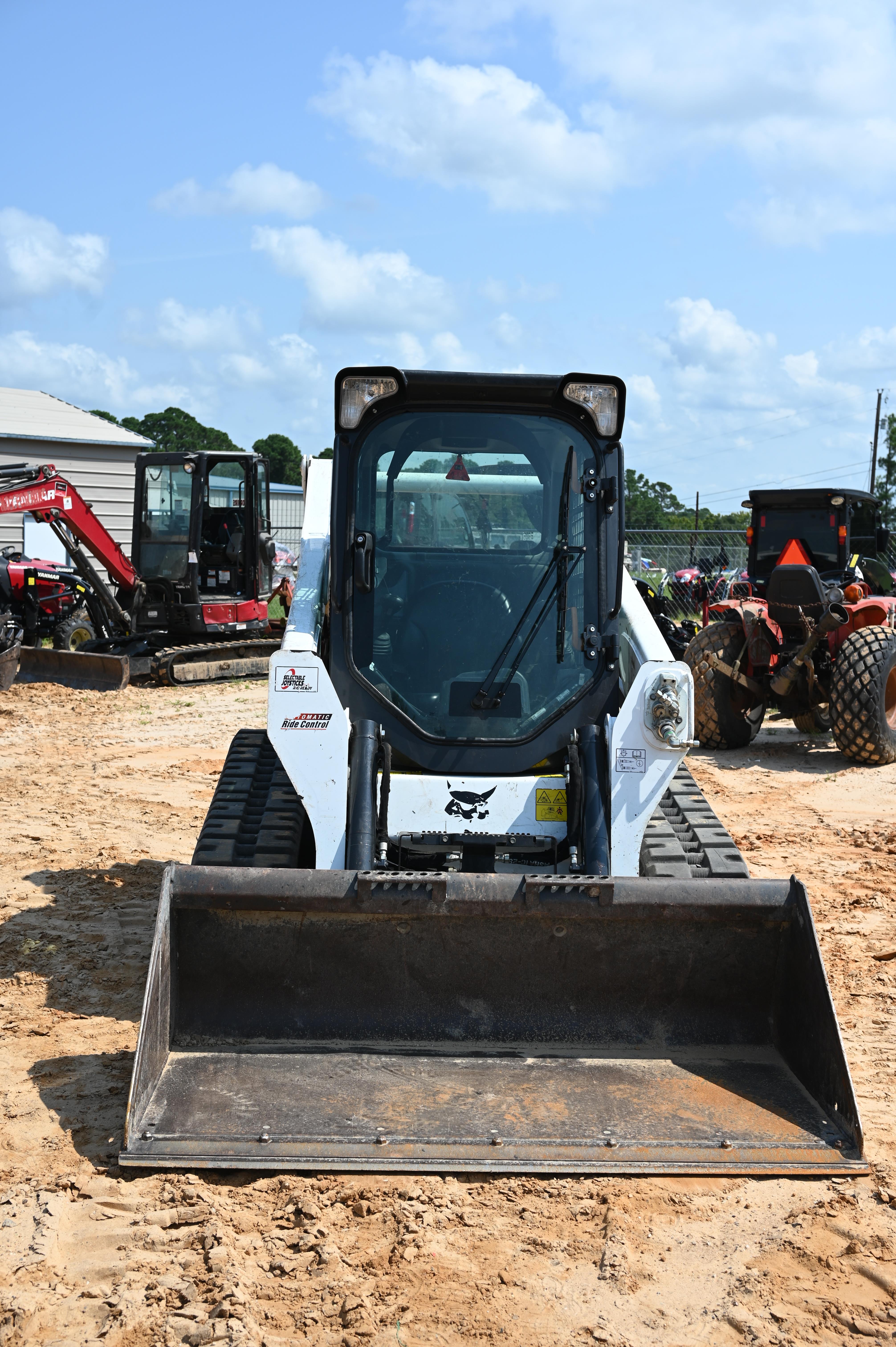 Track Loader from Bobcat LoneStar Outdoor Power Equipment