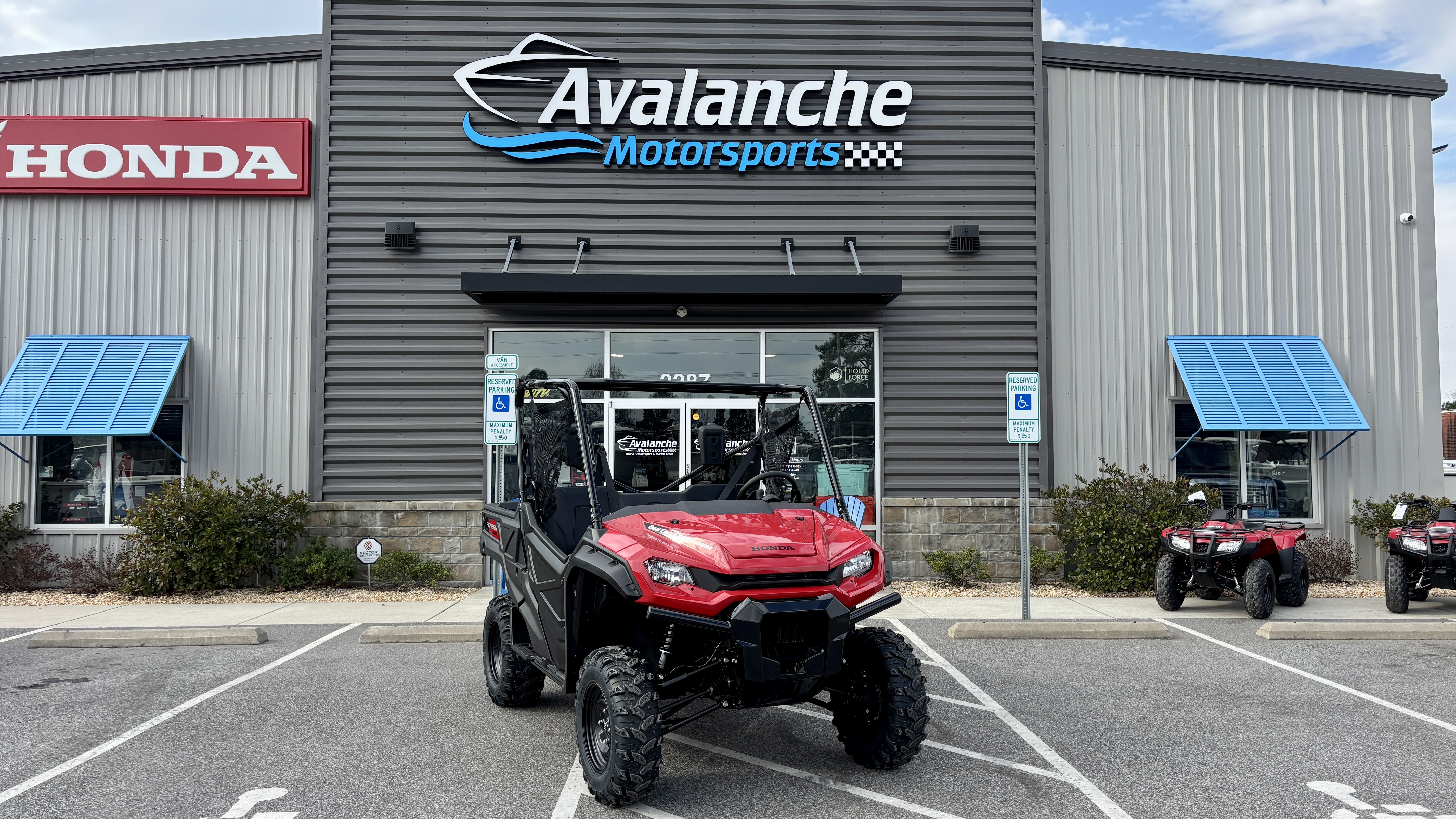 New Side x Side from Honda Avalanche Motorsports Washington, NC (252 ...