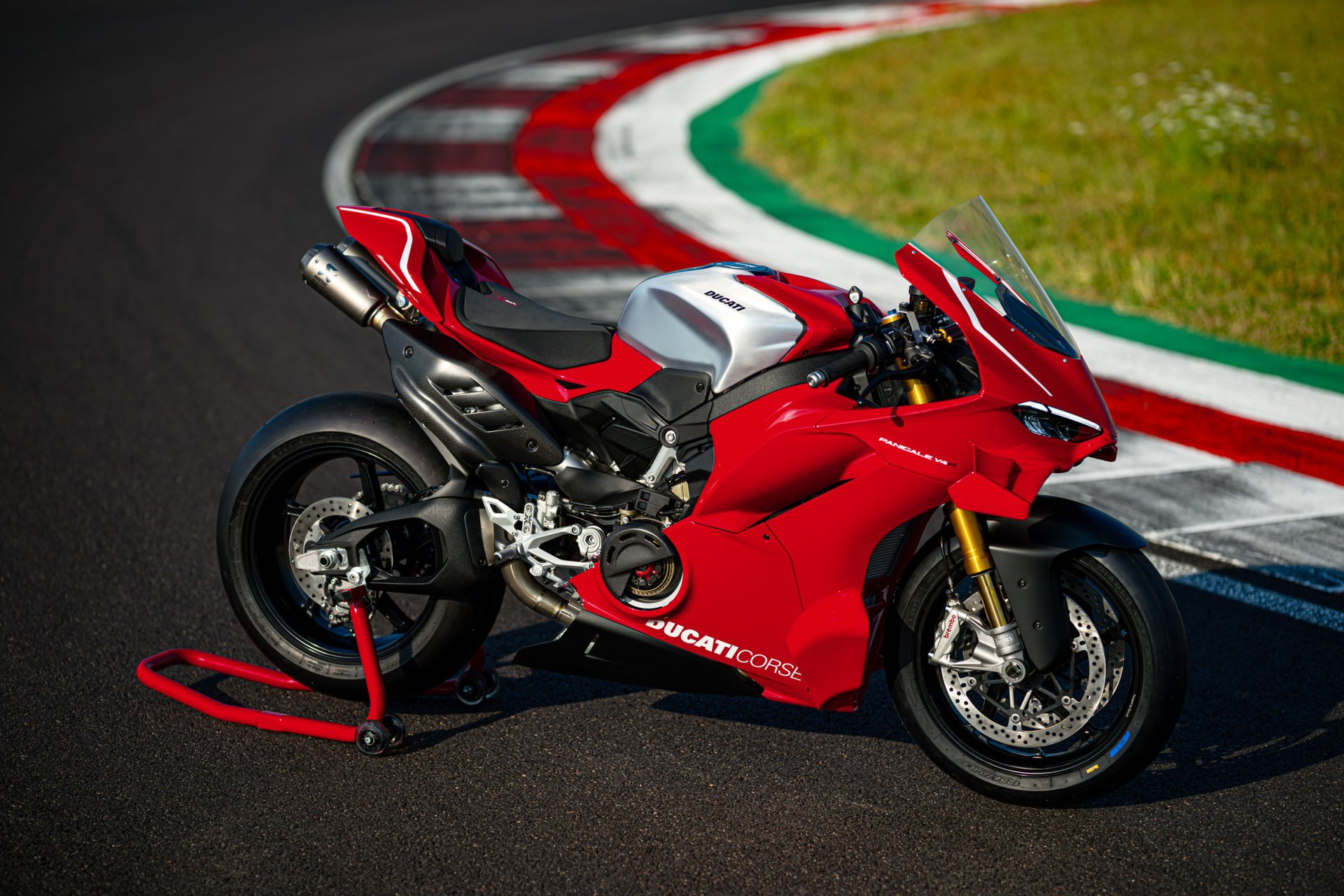 Ducati® Motorcycle Dealership in Redmond, WA | Ducati® Bikes
