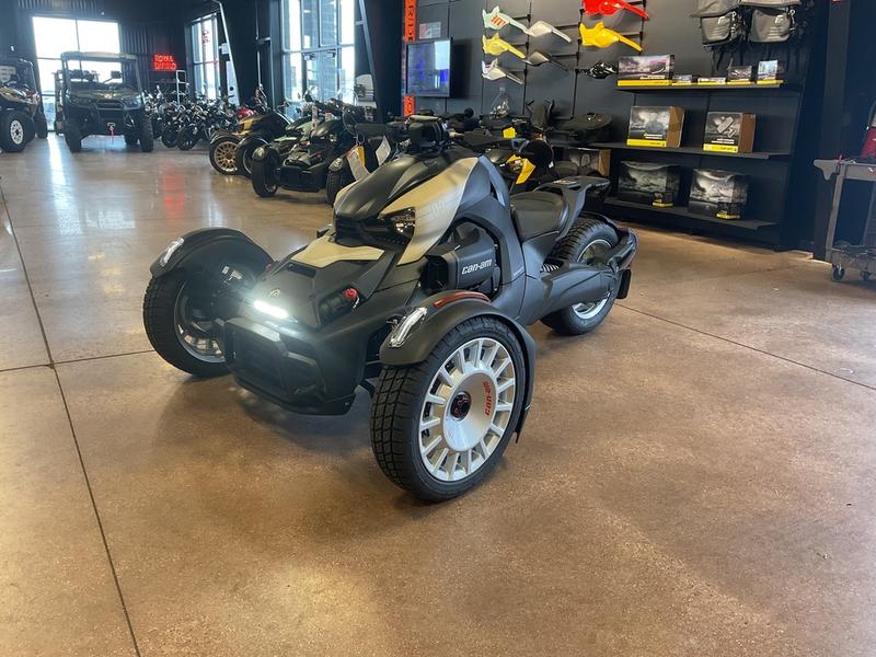 New 3 Wheel Motorcycle from Can-Am Big Sioux Powersports Sioux Falls ...