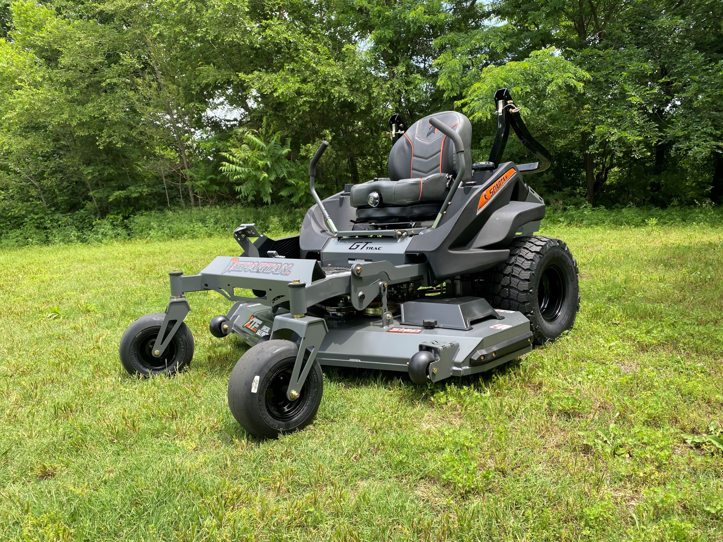 2022 Spartan Mowers RZ HD Briggs and Stratton 25HP- 61" Deck with Full ...