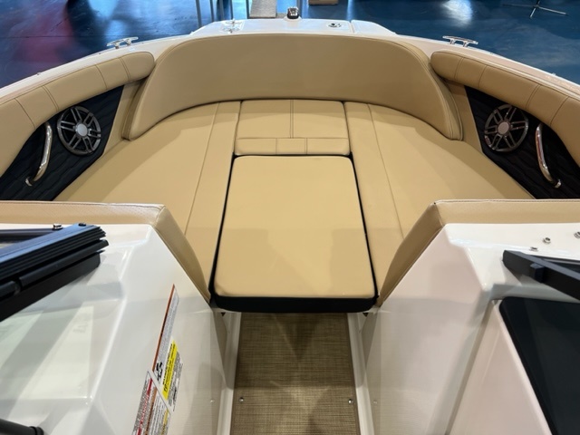 New Inventory Sea Ray of Louisville