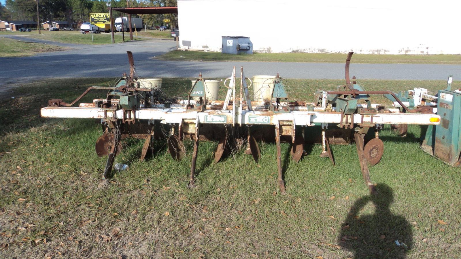 KMC Ripper planter for sale in Norman Park, GA. Hurst Equipment Norman ...