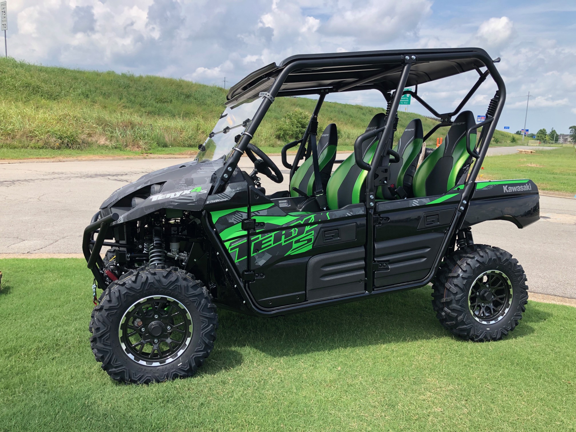 Side x Side from Kawasaki Sunrise Yamaha Motorsports Searcy, AR (501 ...