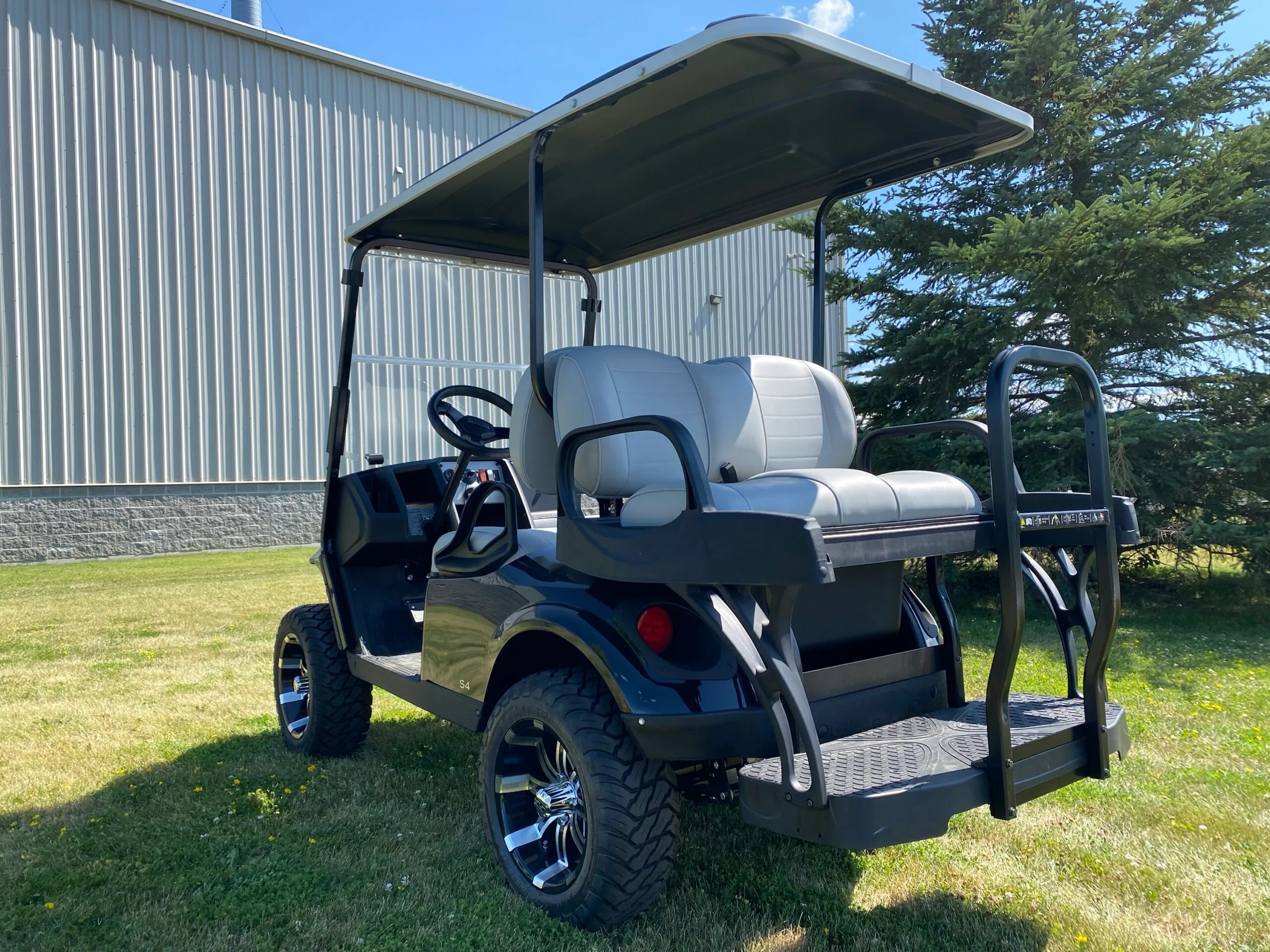 In-Stock New and Used Models For Sale in Stoney Creek, ON Stanmore Carts