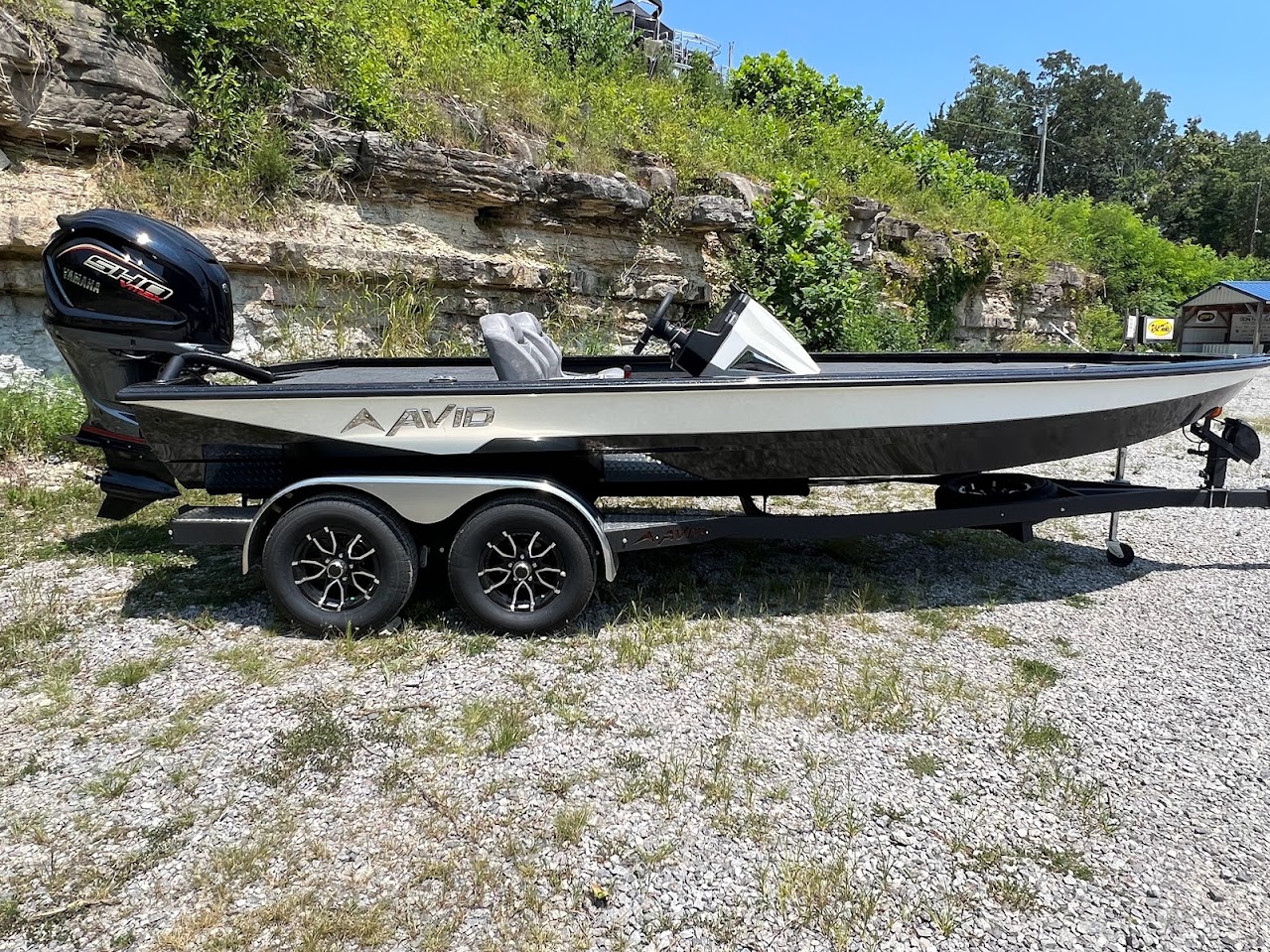 Inventory from AVID BOATS Marine Works Harrodsburg, KY (859) 748-6180