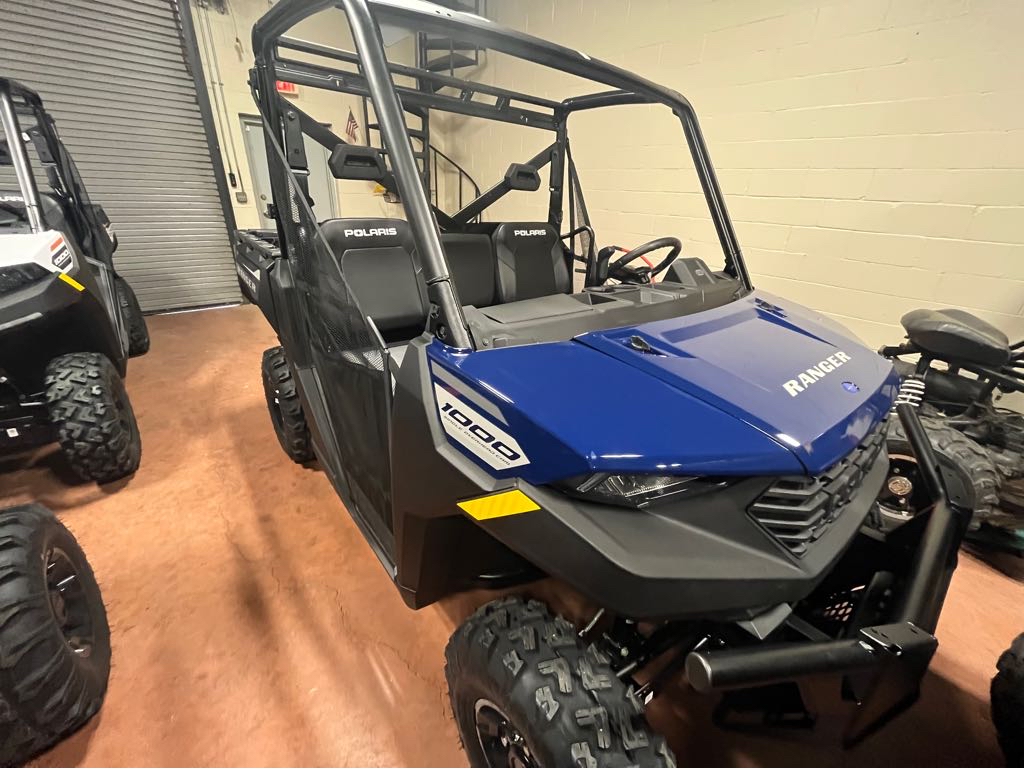 Side x Side GRAVELY/POLARIS INC. DUNBAR, WV (800) 216.7007