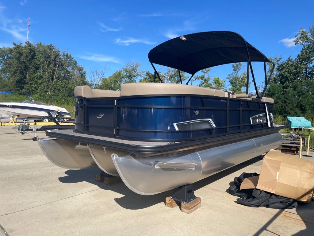 Pontoons Lake Springfield Marina Springfield, IL (217) 483-3625