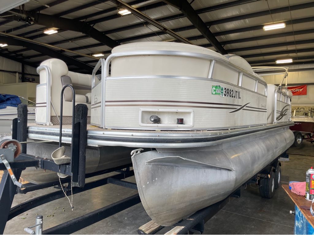 Pontoons Lake Springfield Marina Springfield, IL (217) 483-3625