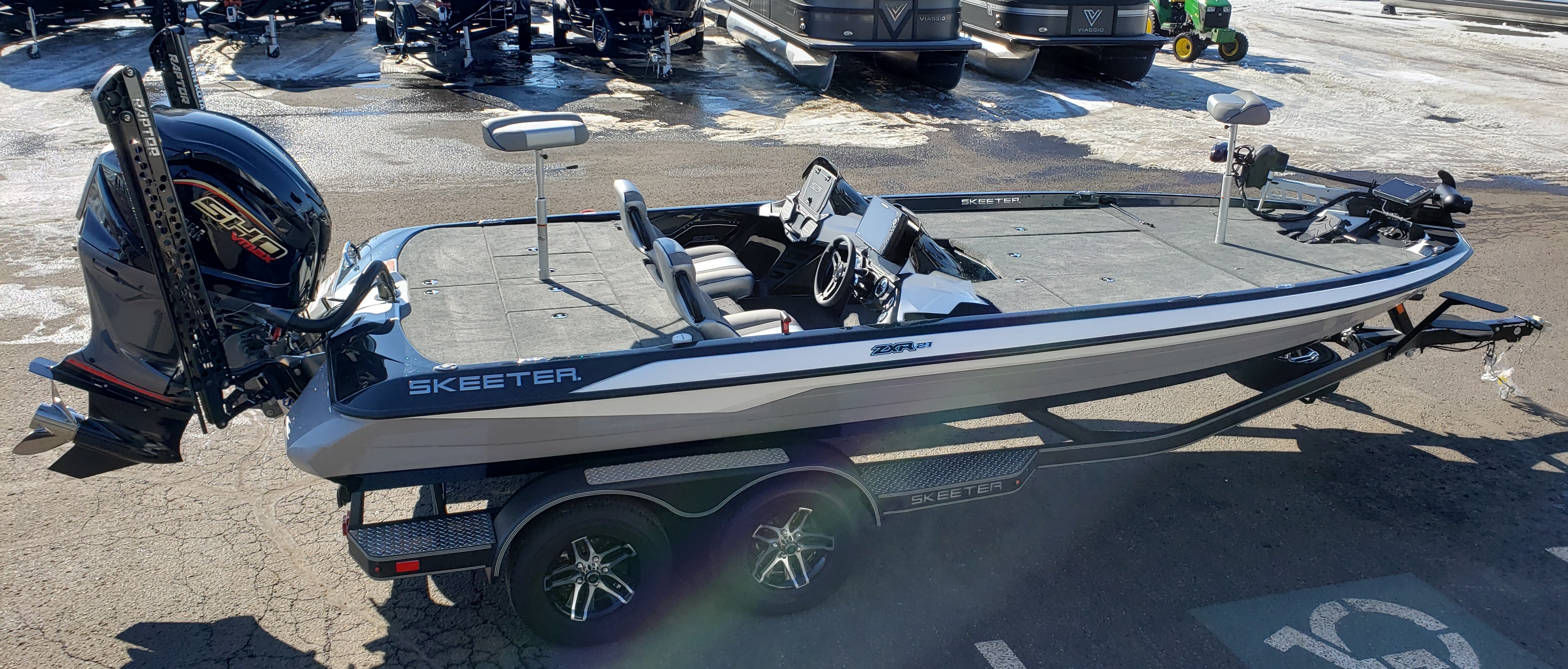 Skeeter® Fishing Boats For Sale | New Richmond, WI | Skeeter Boat Dealer