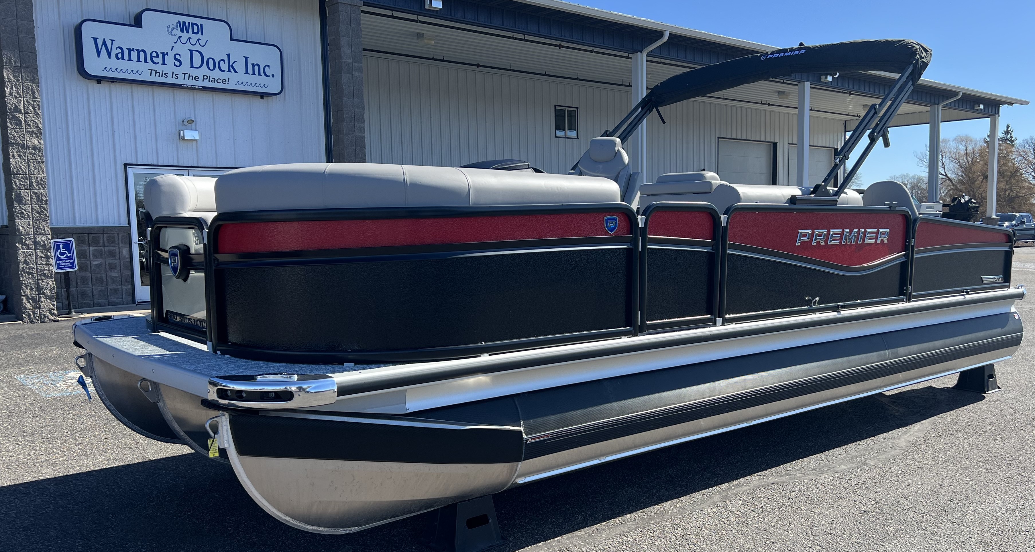 Premier® Pontoons For Sale in New Richmond, WI | Pontoons