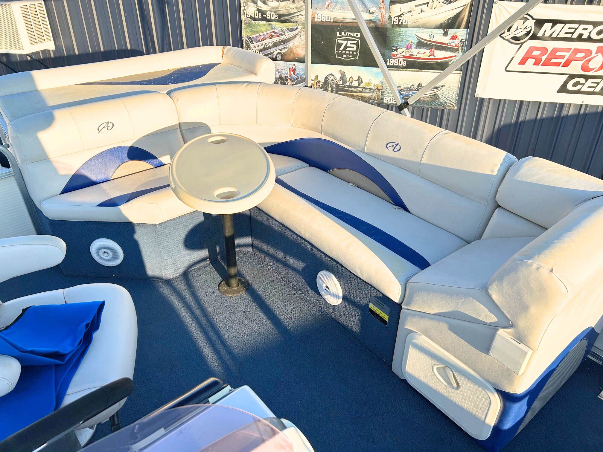 Used KAYAKS and Pontoon Mid-Maine Marine, Inc. Oakland, ME (800) 649-2628