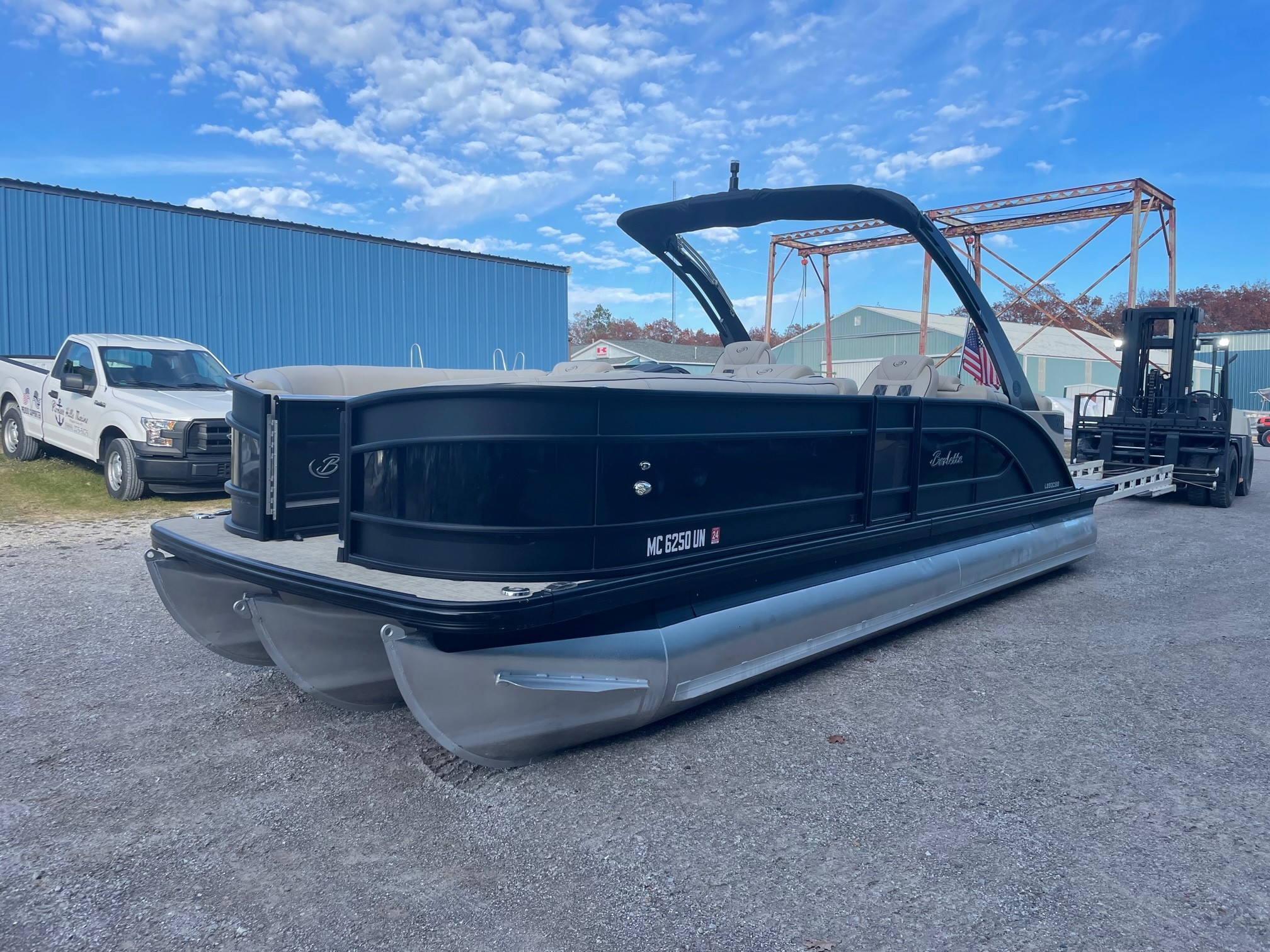 Pontoon Boats for Sale | Roscommon, MI | Pontoon Dealer