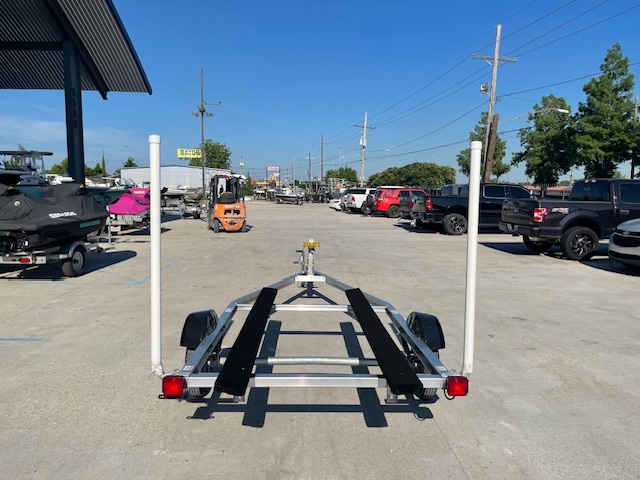 Inventory from Venture Trailer, Inc., Avid and McClain The Boat Yard ...