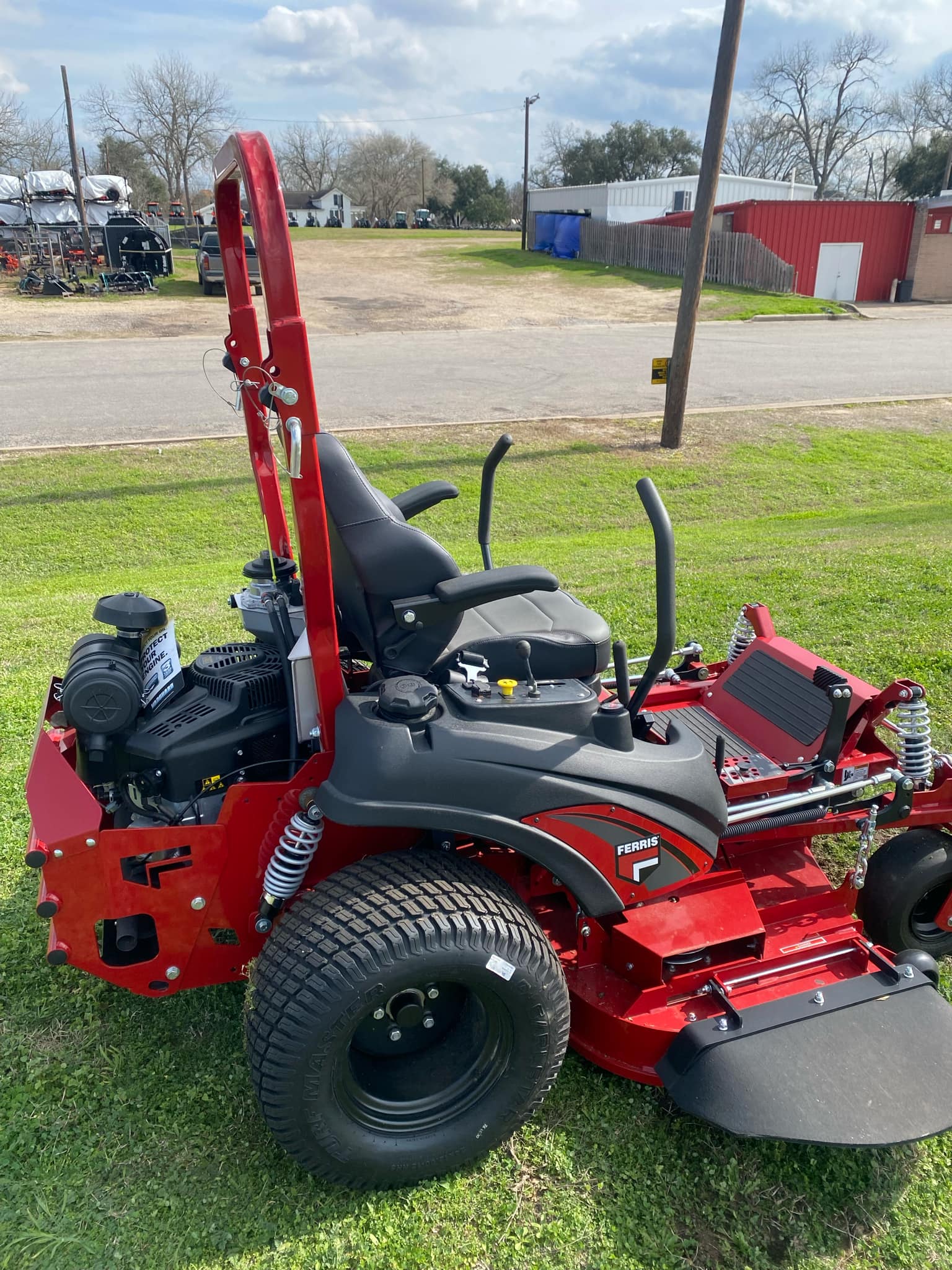 Ferris® Lawn Mowers For Sale | Shiner, TX | Ferris® Dealer