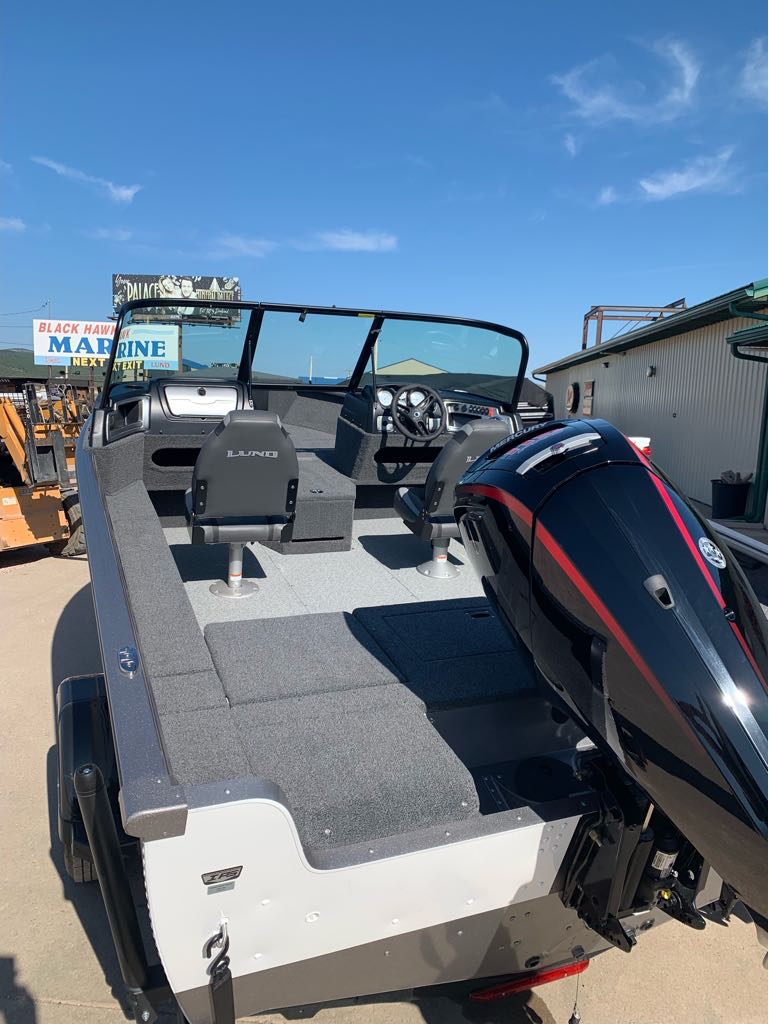 New Boats from Lund Black Hawk Marine Black Hawk, SD (605) 787-9000