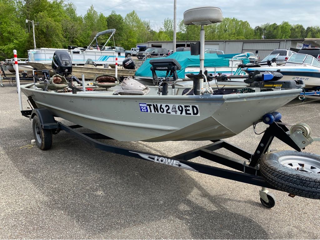 Boats and Pontoons Beech Lake Marine Lexington, TN (731) 968-8492