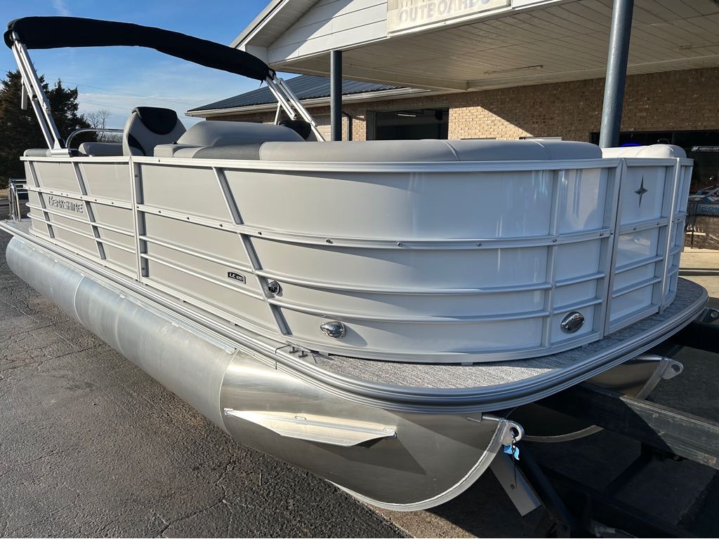 New Inventory Still Lake Marine McDaniels, KY (270) 257-2333