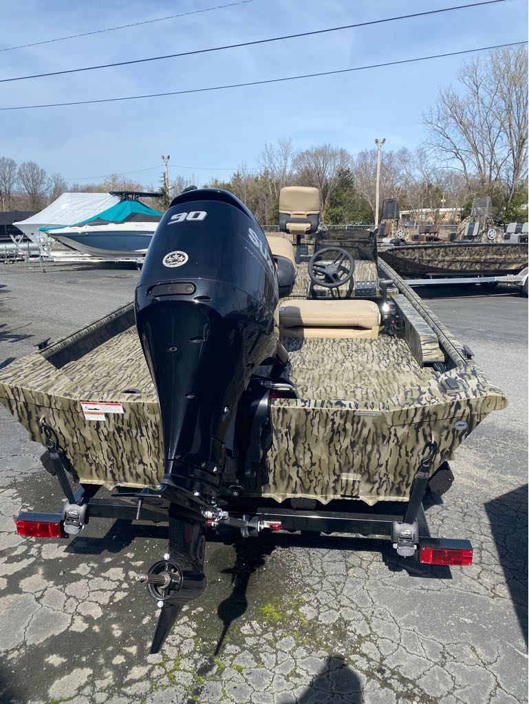 Inventory from SeaArk Huntley Marine Co. Pineville, NC (704) 889-2111