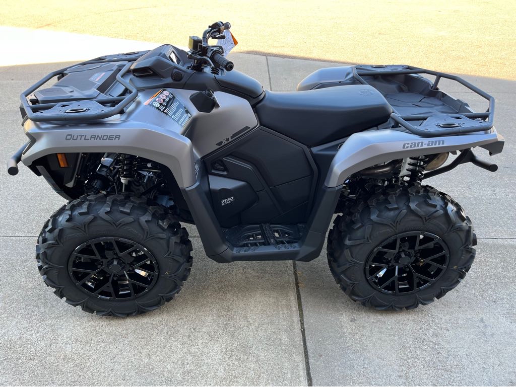 Can-Am® Motorsports Dealer | New Philadelphia | Can-Am®