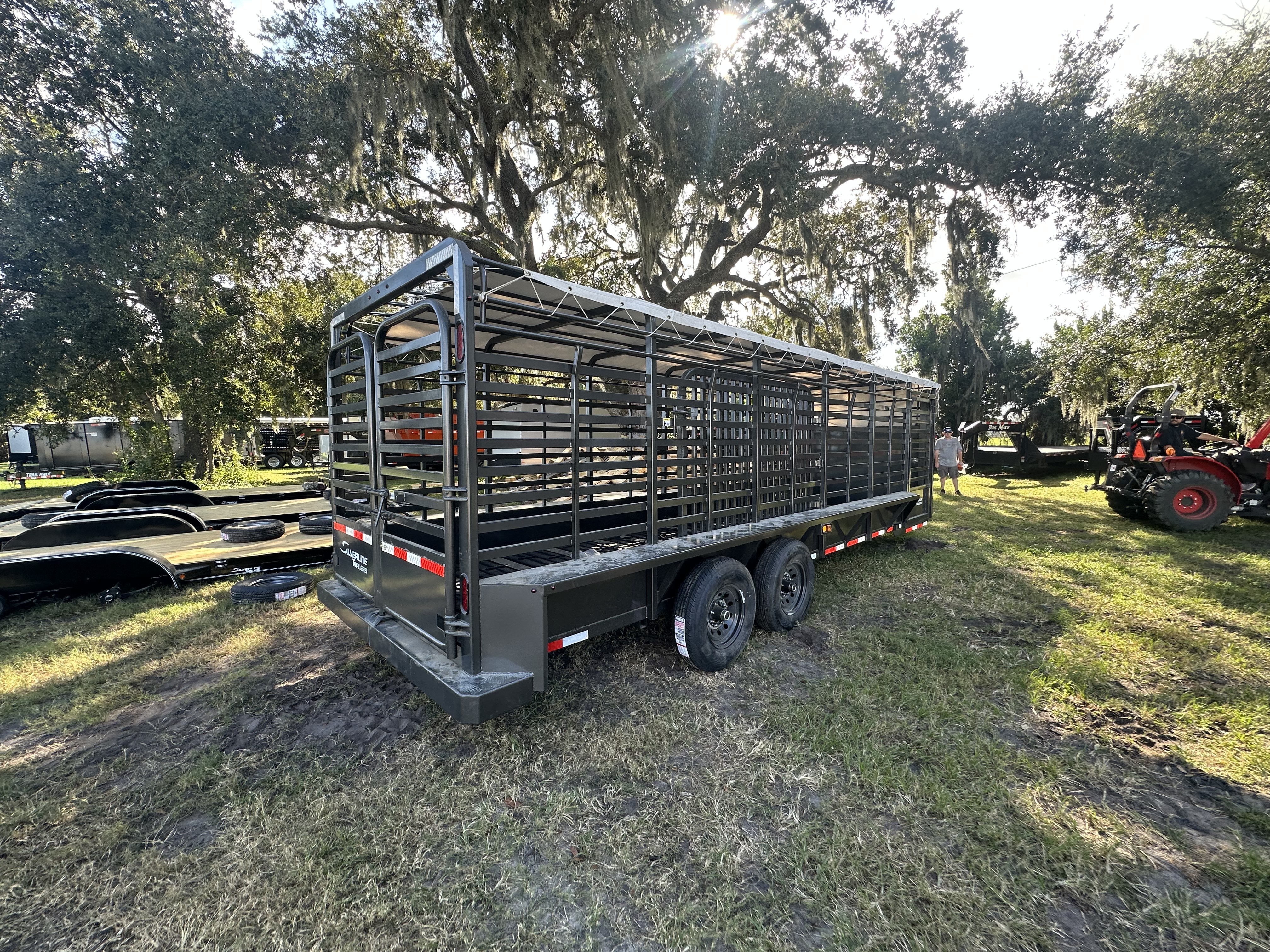Horse Trailers and Livestock Silverline Trailers - HQ Dexter, MO (573 ...