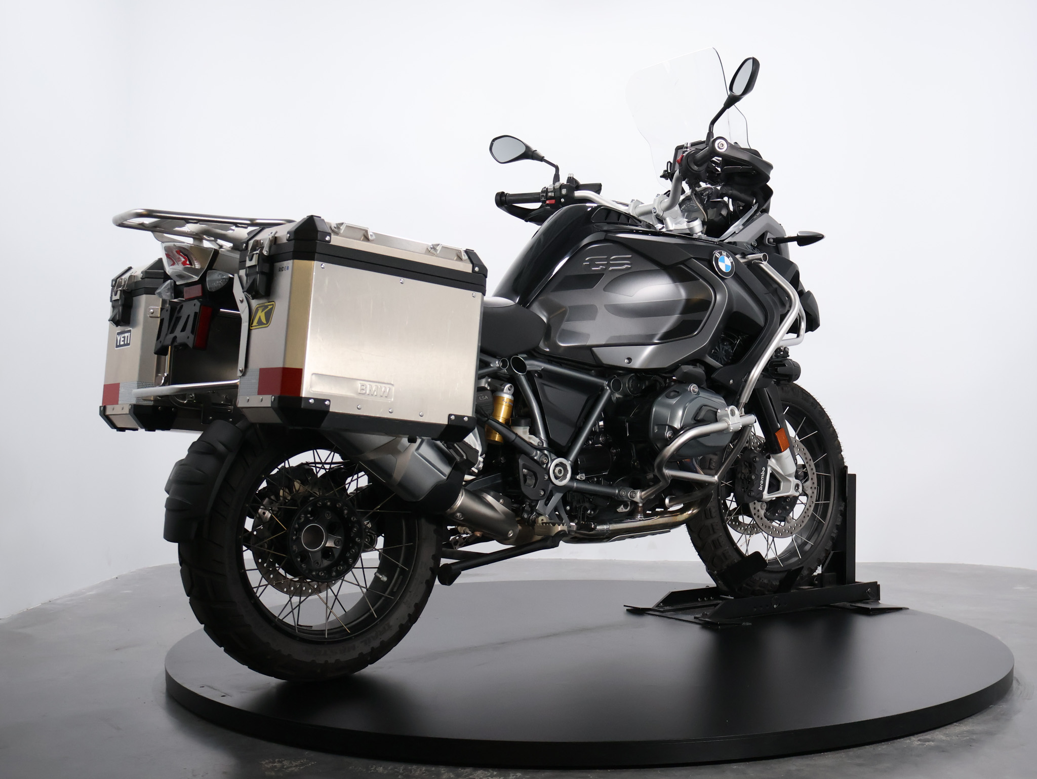 2017 BMW R1200GSA for sale in Kelowna, BC. UsedMotorcycles.ca