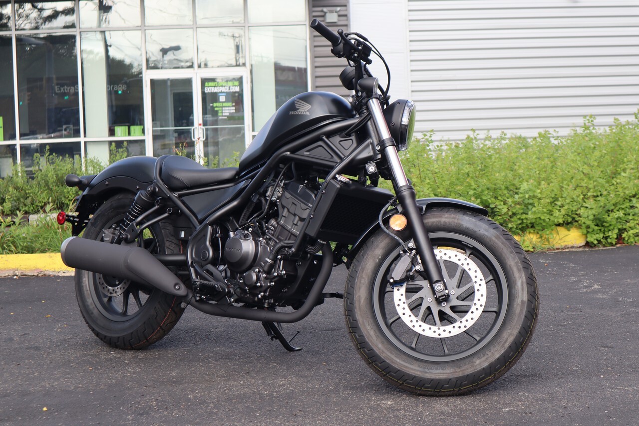 Cruiser/V-Twin Champion Honda Hicksville, NY (516) 433-6700