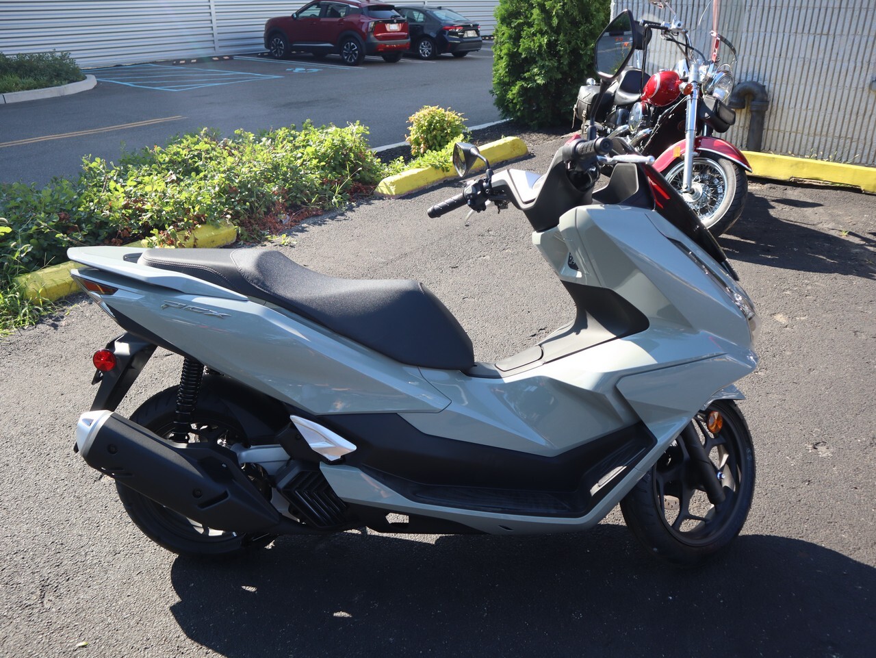 New Cruiser/V-Twin, Dirt Bikes and Scooters Champion Honda Hicksville ...