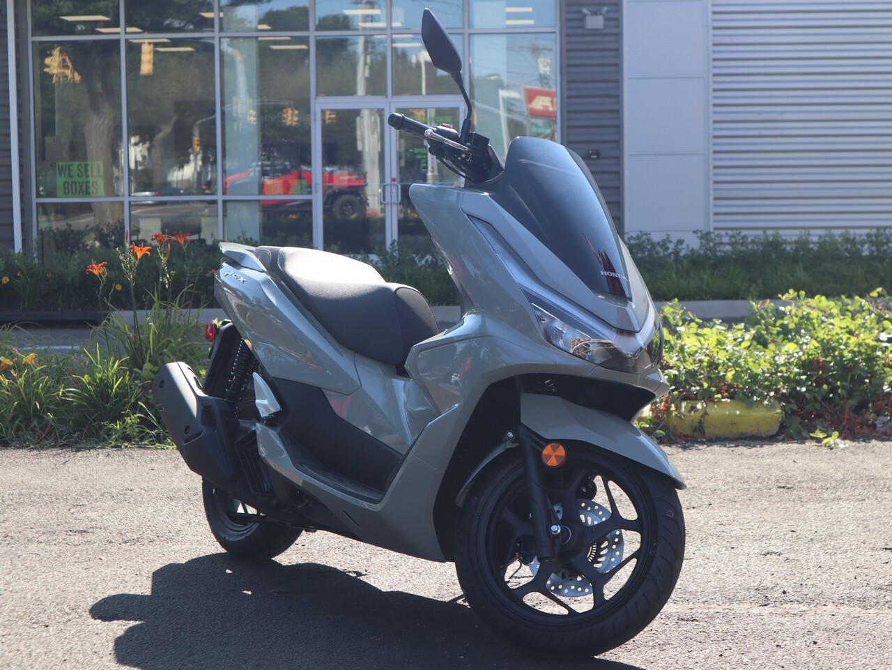 New Cruiser/V-Twin, Dirt Bikes and Scooters Champion Honda Hicksville ...