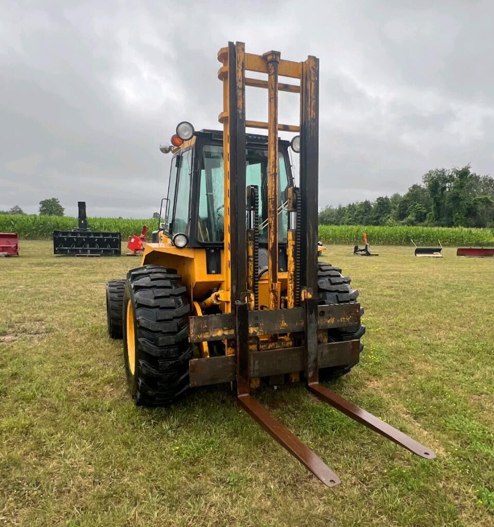 Agricultural Rakes, Forklift and Harrows SouthPoint Equipment