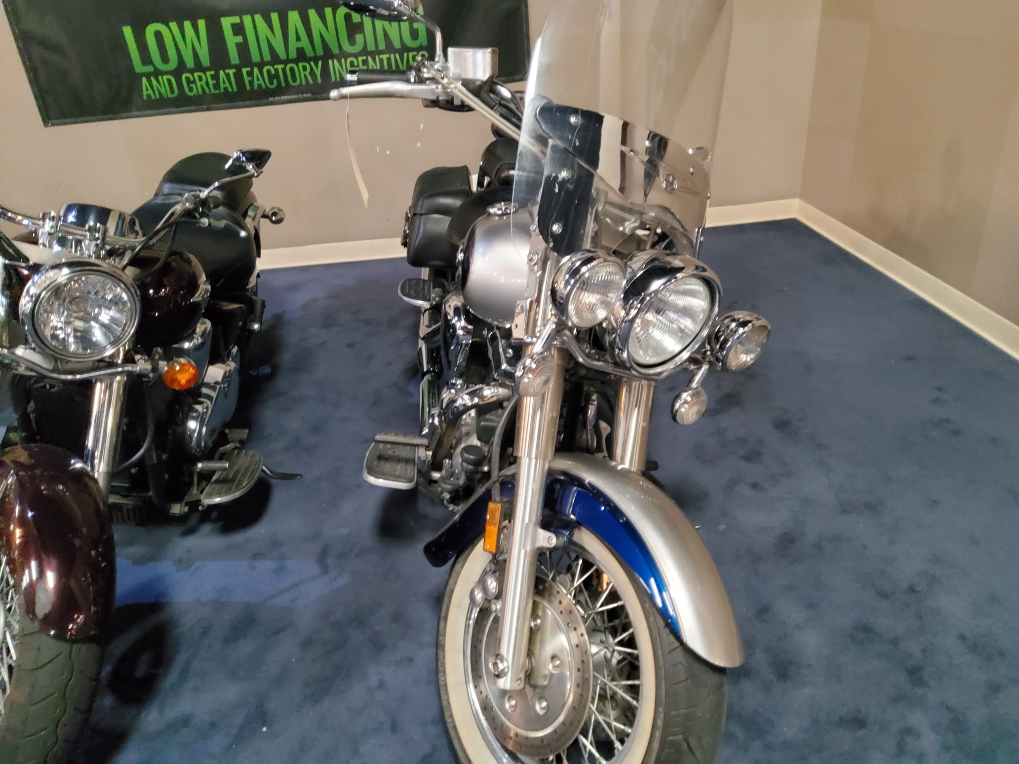 Cruiser/V-Twin World of Powersports Inc.
